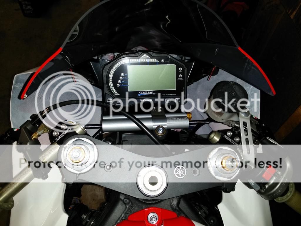 whos got a digital race dash? | Yamaha R6 Forum: YZF-R6 Forums